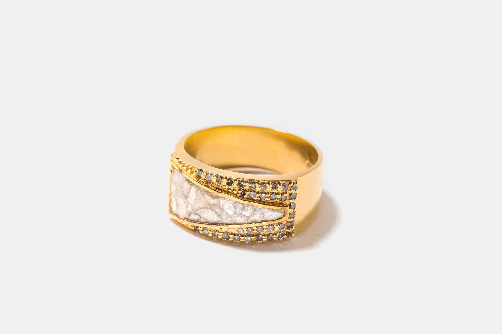 18k Gold Diamond Bokaro Ring
